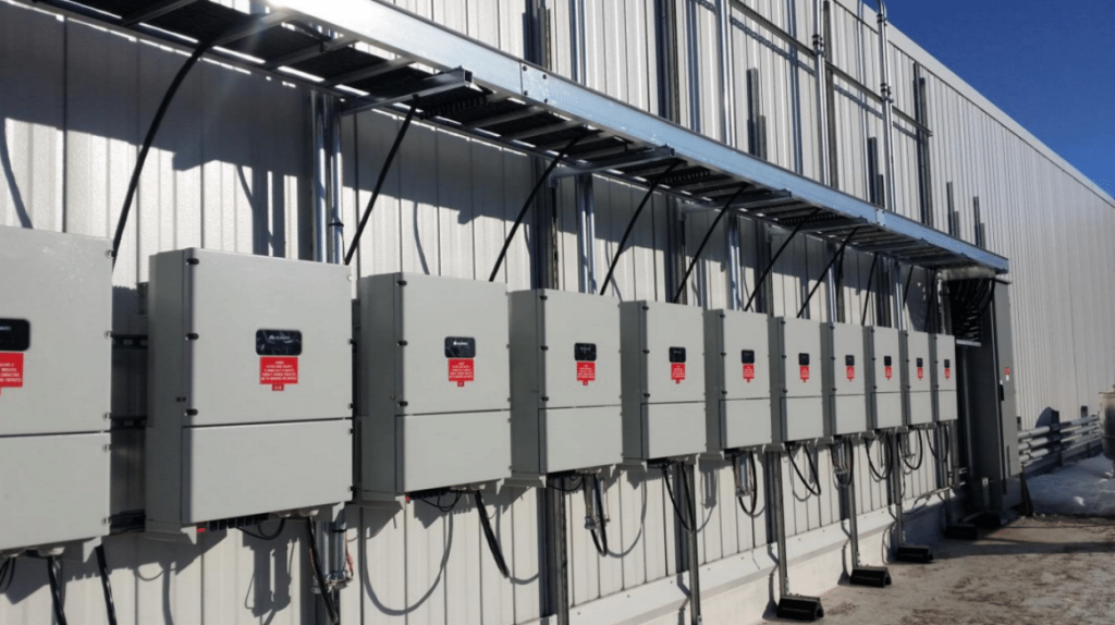 Hiểu rõ về hệ thống inverter và vai trò quan trọng trong hệ thống tấm ...